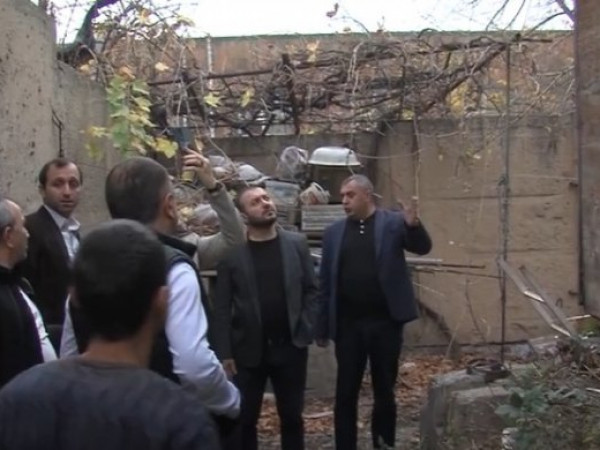 Zham.am | Աղետ է՝ մեկի տունը փլվում է, մյուսինը վառվել է․ «Մայր ...