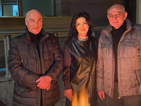 Zham.am | ««Նախկինների» օրոք Հայրենիք ունեինք, մայրերը երջանիկ էին, զավակները՝ ողջ». Մ. Հակոբյան