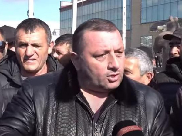 Zham.am | Որդու զոհվելուց հետո արտագնա աշխատանքից վերադարձած հորը 370.000 դրամ հարկել են