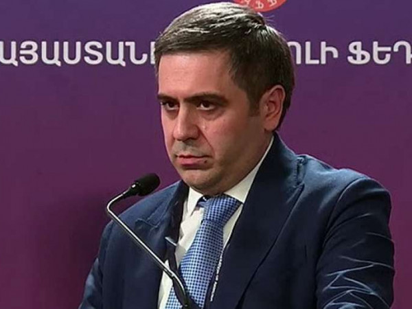 Zham.am | ՀՖՖ-ն կմնա Փաշինյանի ու ՔՊ «հովանու ներքո»