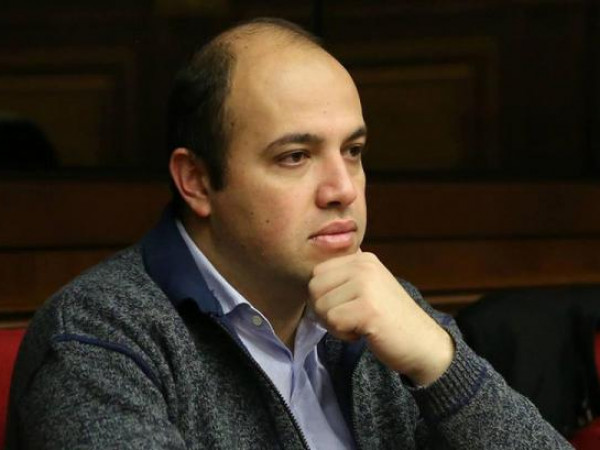 Zham.am | Ախր ինչպե՞ս կարող է թշնամին գալ ու անխոչընդոտ փակել Արցախը ...