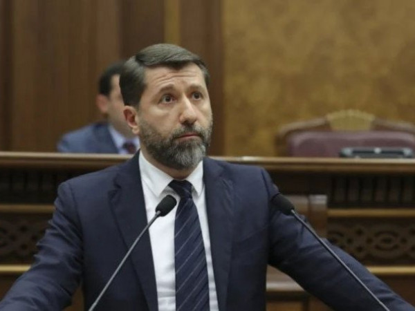 Zham.am | Մի «թարս»... հարց․ «Փաստ»